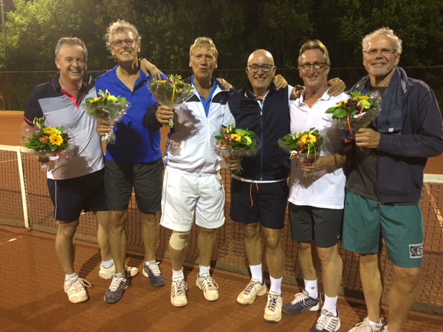 Kampioenen voorjaarscompetitie gehuldigd – TC de Beampipers